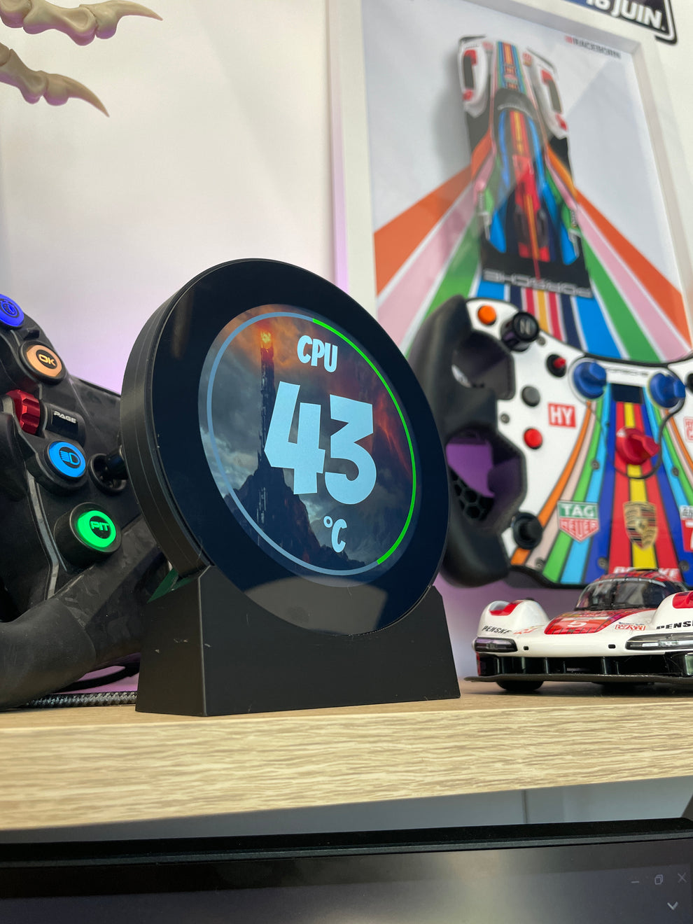 Vocore 3.4" Round Screen Case and Stand - Dashboard Touchscreen – Sim ...